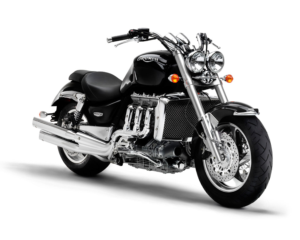 Triumph Rocket III – Riding Into The Horizon • AutoSpace